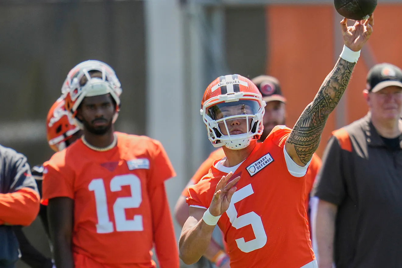 ESPN Analyst Questions Browns’ Handling of Shedeur Sanders and Dillon ...