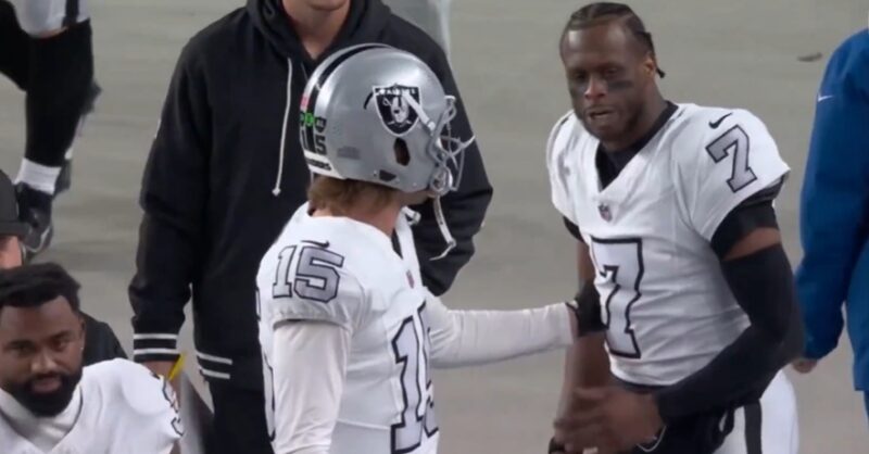Kenny Pickett Steps In to Calm Geno Smith During Heated Sideline ...