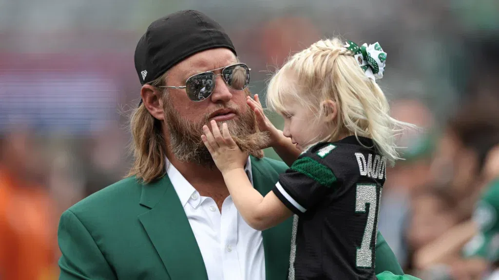 Nick Mangold’s Funeral Features Touching Tribute from Former Jets ...