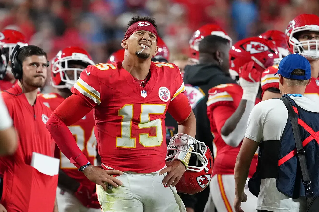 Chiefs Suffer NFL’s Steepest Fall After Biggest Year-to-Year Record ...