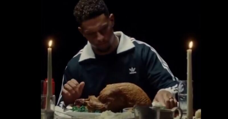 Patrick Mahomes Reveals His Controversial Thanksgiving Turkey Habit ...