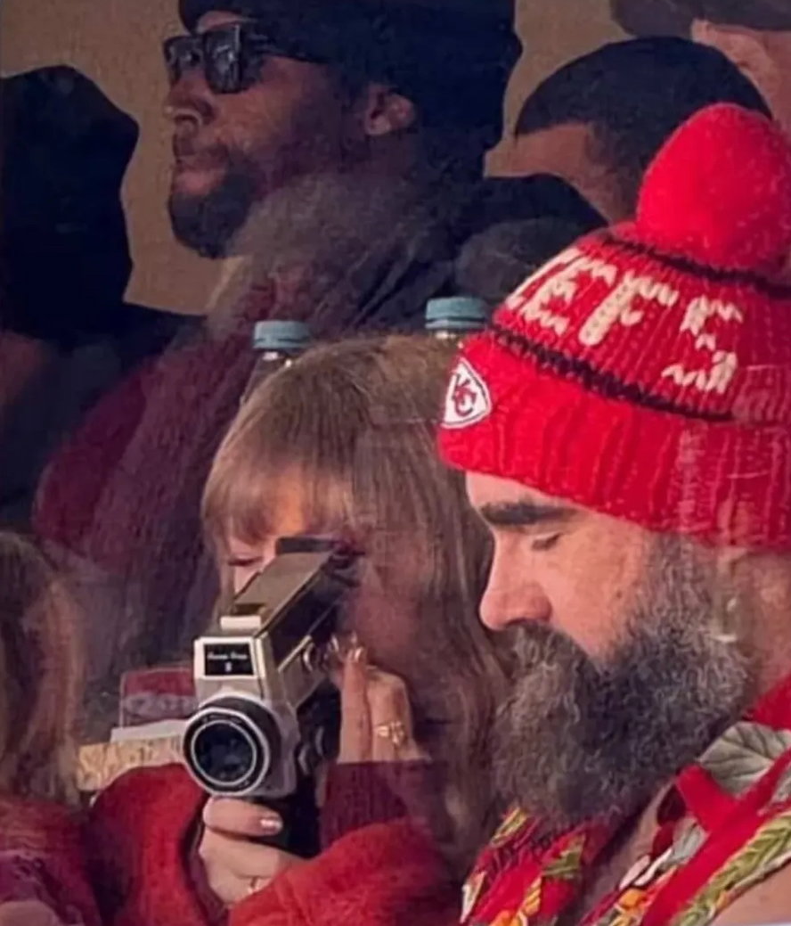 Taylor Swift Triggers Sales Surge After Being Spotted With Vintage ...