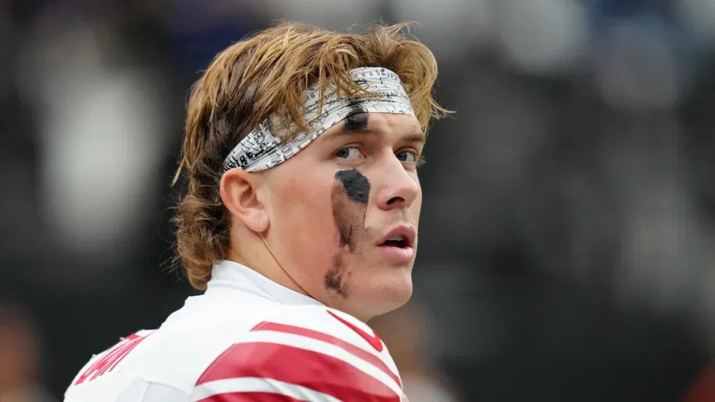 Jaxson Dart’s Mom Kara Turns Heads as Giants QB’s Future Faces ...