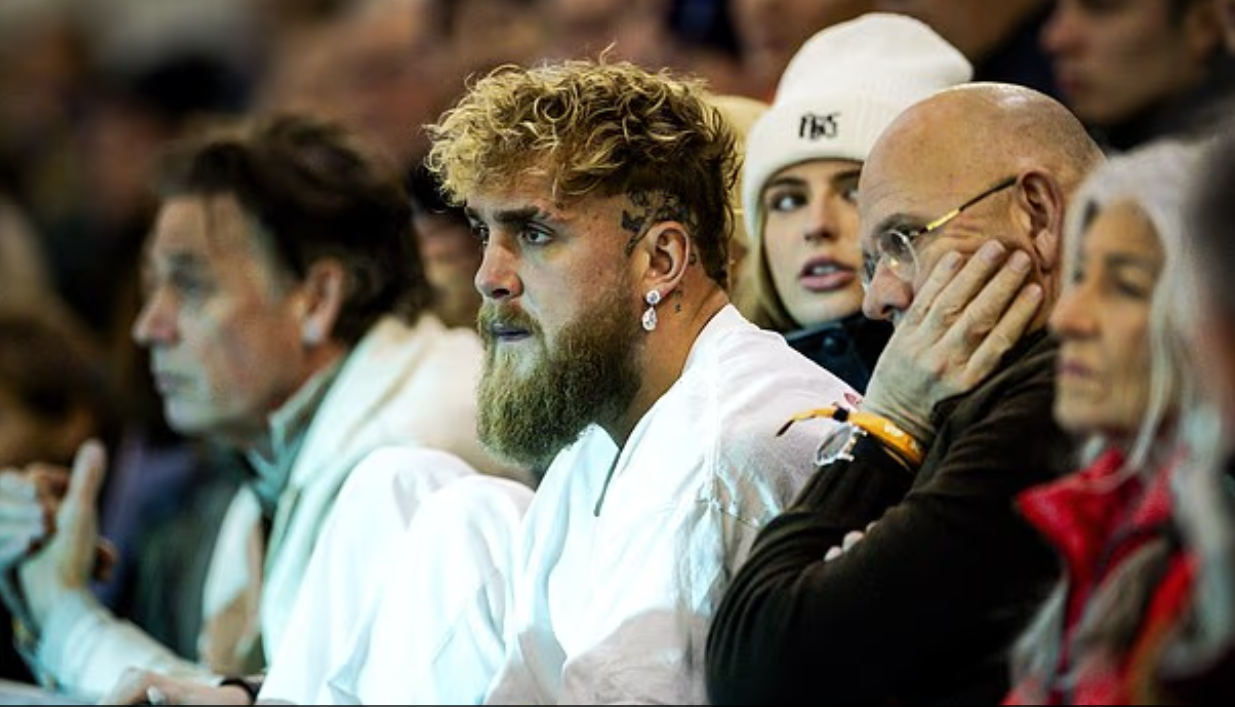 Jake Paul’s Embarrassing Hygiene Slip Caught on Camera at Donald Trump ...