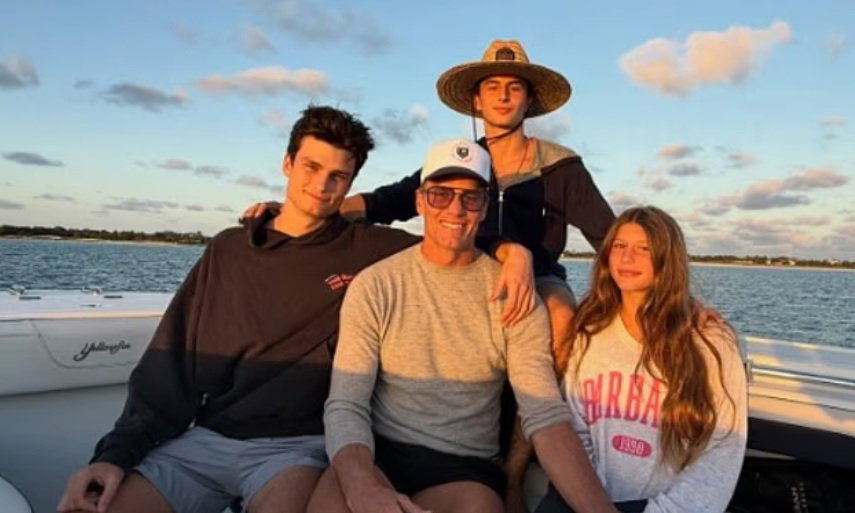 Tom Brady Breaks Silence With Christmas Message After Gisele’s Private ...