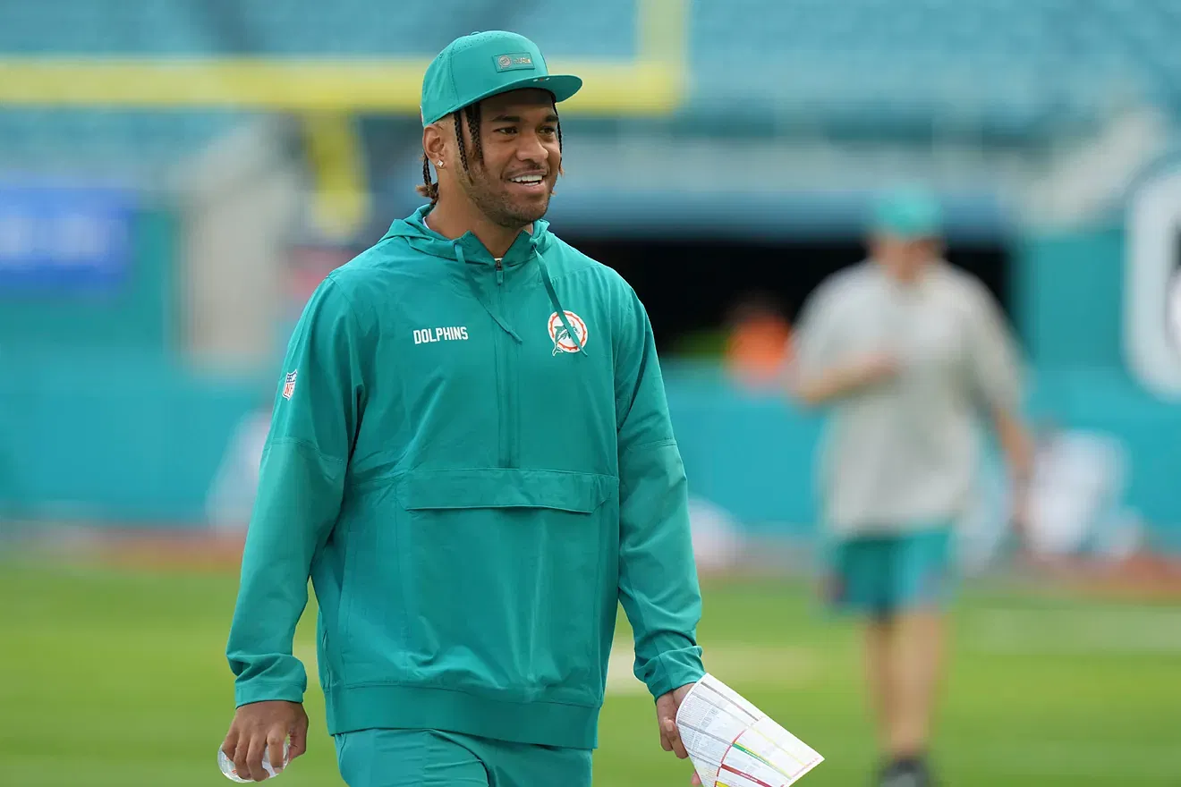 Chiefs Eye Tua Tagovailoa as Potential QB Option During Mahomes ...