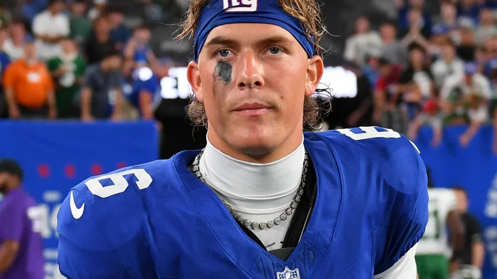 Giants Star Breaks Silence on Locker Room Drama After Calling Out QB ...