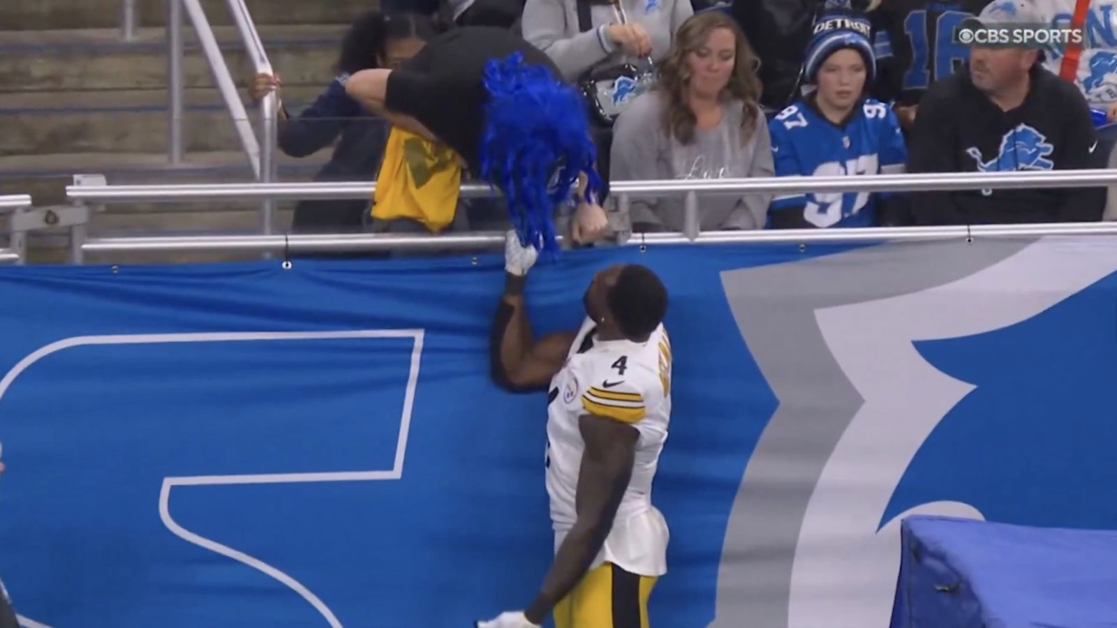 Lions Fan Punched By DK Metcalf Reveals What He Said To The Steelers ...
