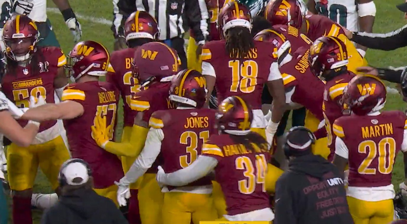 Brutal On-Field Fight Erupts During Eagles–Commanders Clash: 'Fines ...