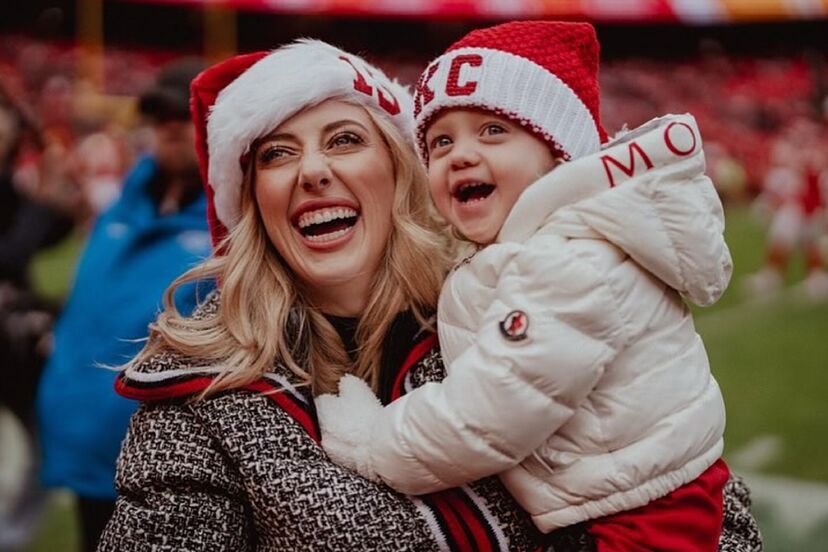 Patrick Mahomes Went All Out With Lavish Christmas Gifts For His Chiefs ...