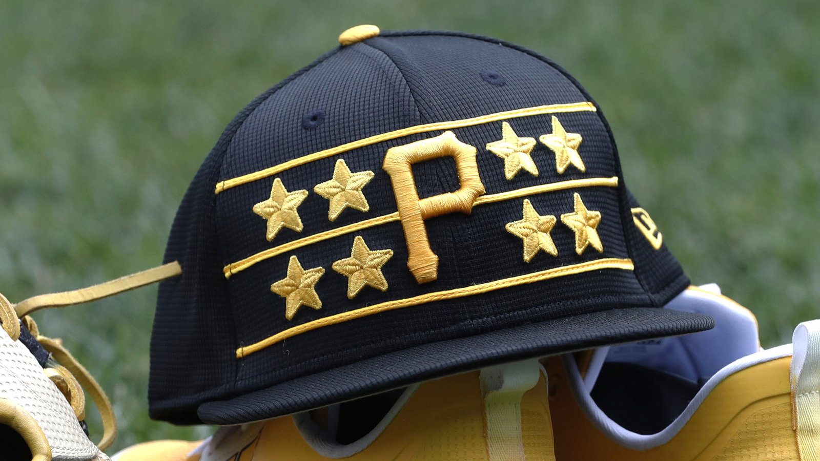 Pittsburgh Pirates Snap Years-Long Penny-Pinching Trend With Free-Agent ...