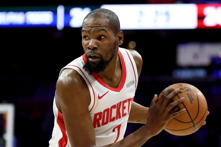 Kevin Durant Drops a Disrespectful Nutmeg on the Mavericks - TMSPN