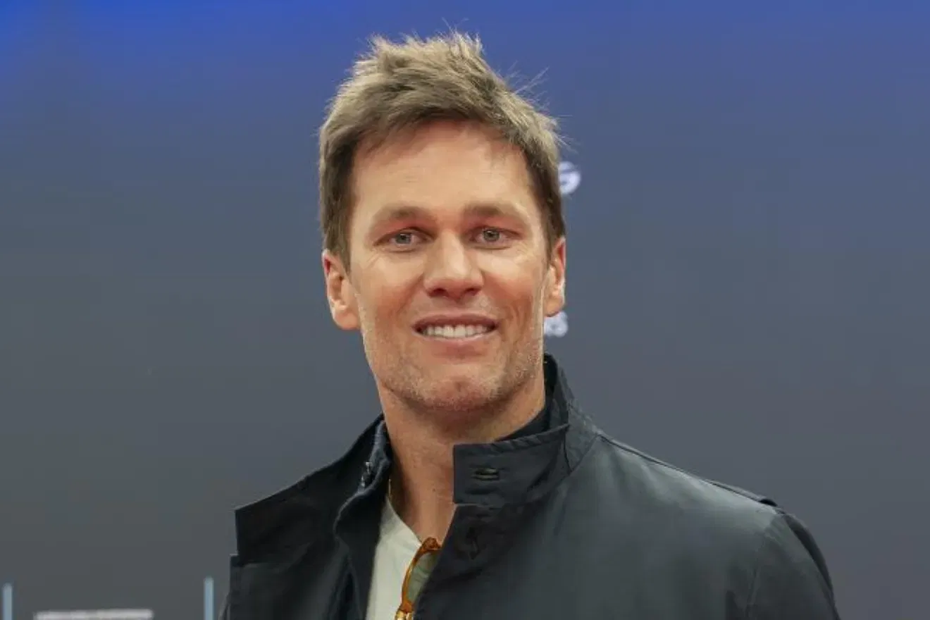 Rob Gronkowski Warns Tom Brady’s Comeback Talk Is Very Real - TMSPN