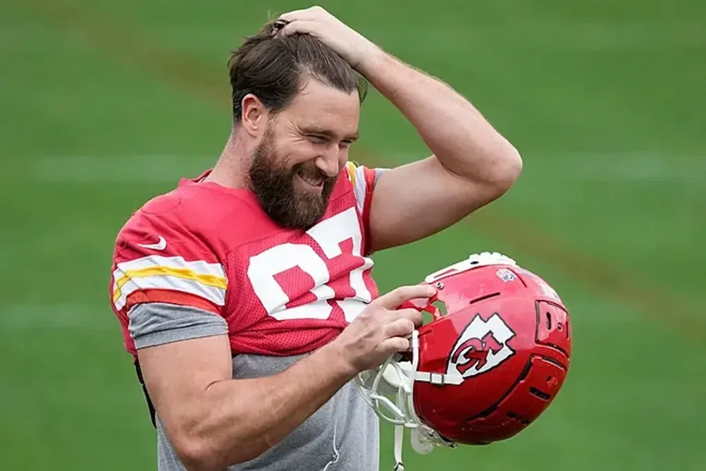 Travis Kelce Receives Stark Warning About His Post-NFL Future - TMSPN