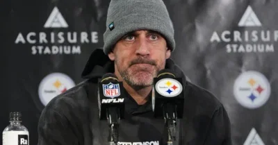 J.J. Watt Criticizes Steelers Locker Room for Leaking Aaron Rodgers ...