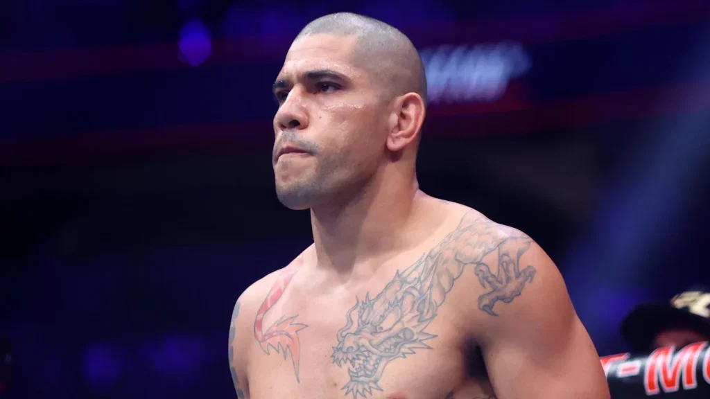 UFC Champion Alex Pereira Draws Attention After Sparring Session With ...
