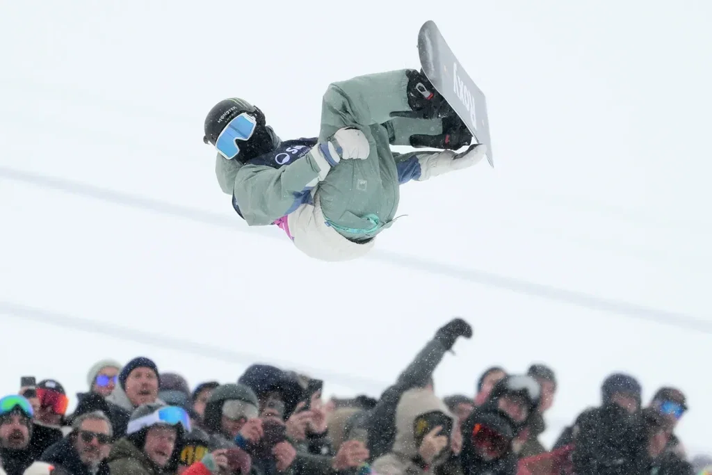 Chloe Kim Explains Why She Wears Toenail Extensions While Competing - TMSPN