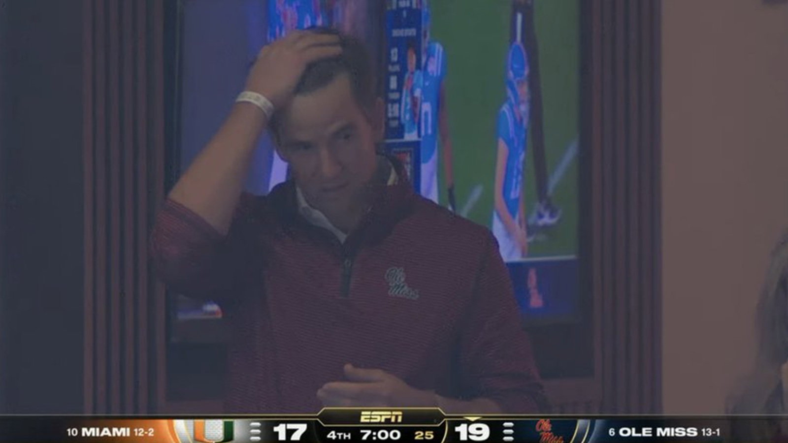 Eli Manning Turns Into a Meme During Ole Miss–Miami CFP Game - TMSPN