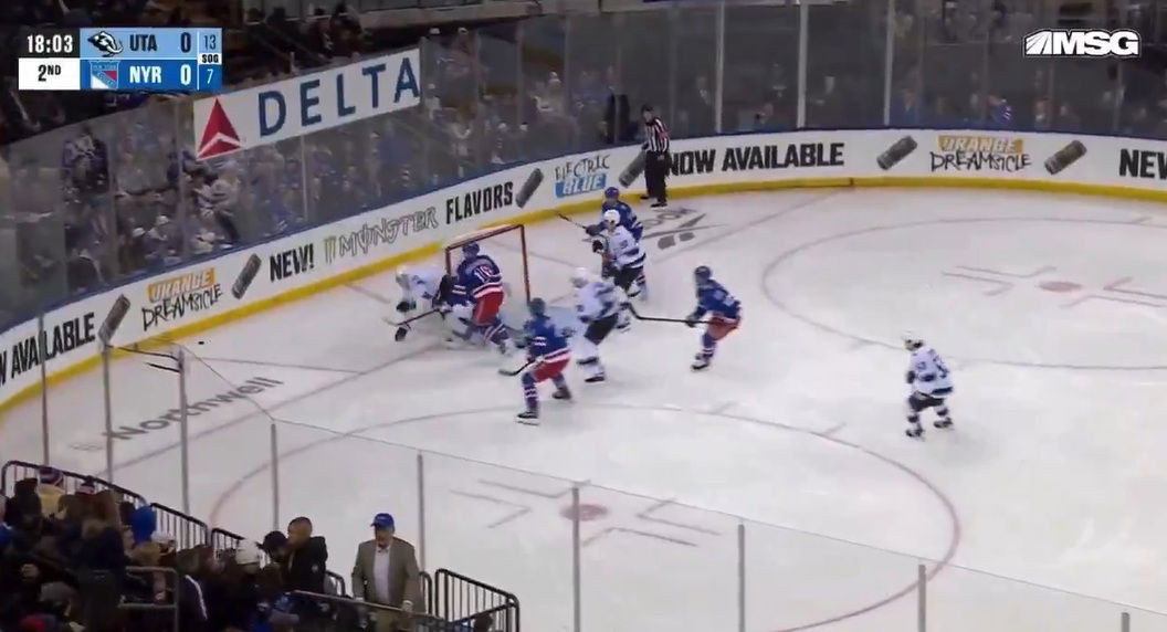 Jonathan Quick Erupts After On-Ice Collision With Mammoth Player - TMSPN