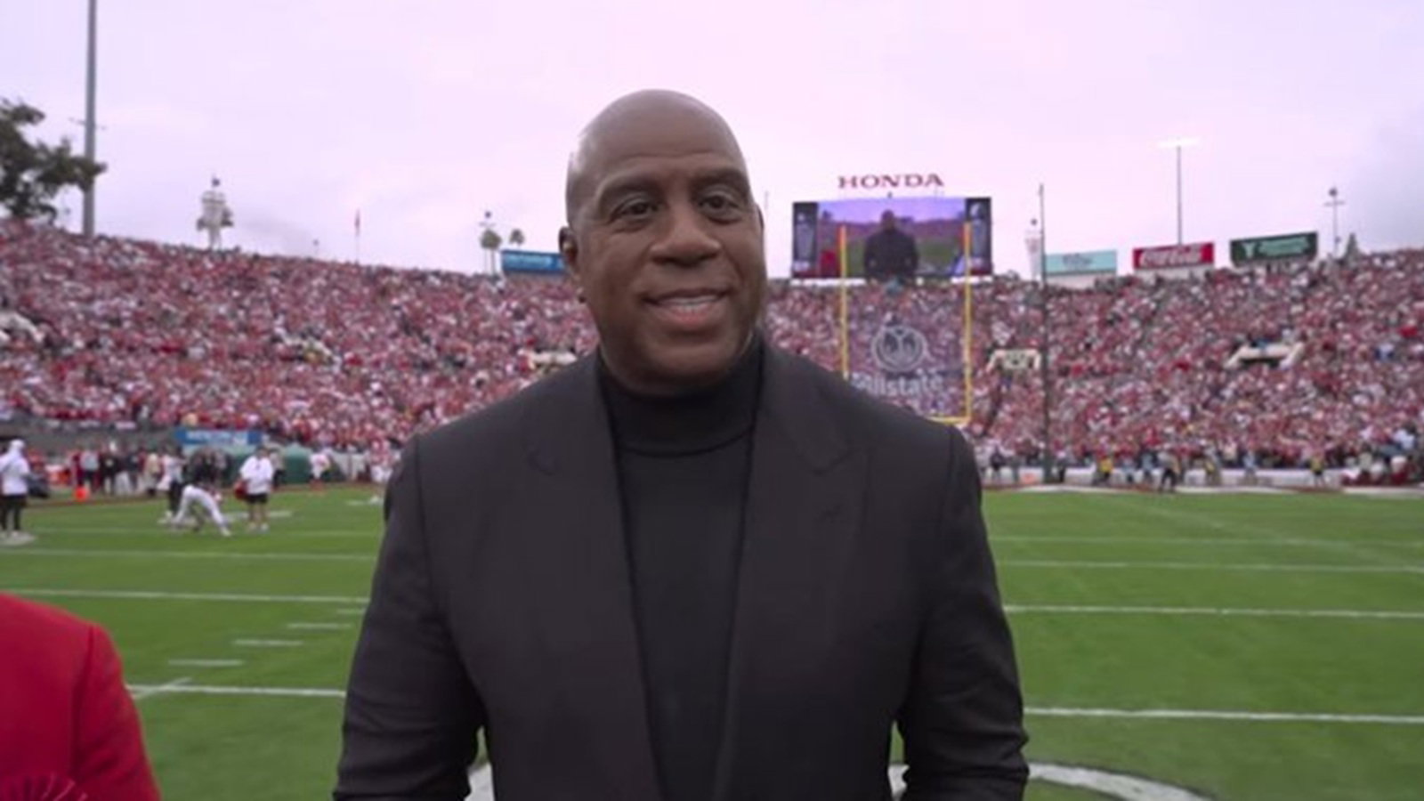 Magic Johnson Goes Viral After Coin Toss Moment at the Rose Bowl - TMSPN