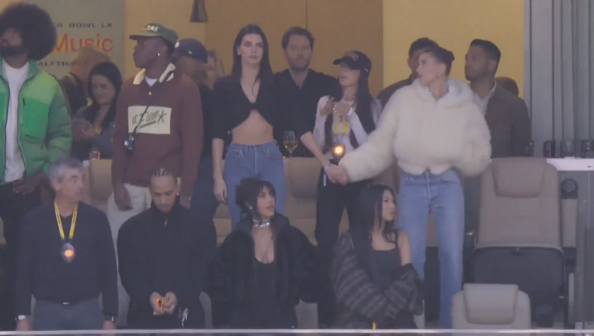 Kendall Jenner Seen Awkwardly Dancing at Bad Bunny’s Super Bowl ...