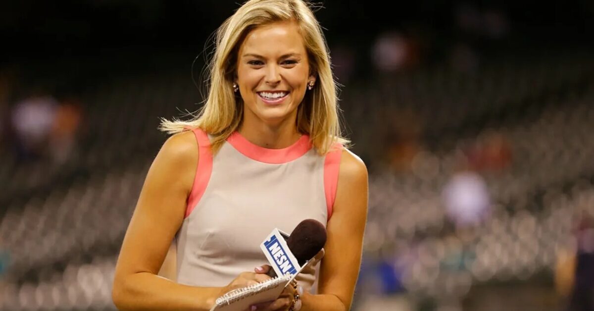 Reporter Sara Cardona Goes Viral with Monday Night Football Photo - TMSPN