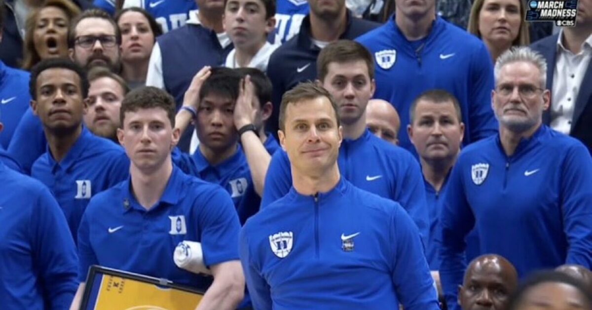 Jon Scheyer’s Sideline Reaction to Duke’s Last-Second Collapse Goes ...