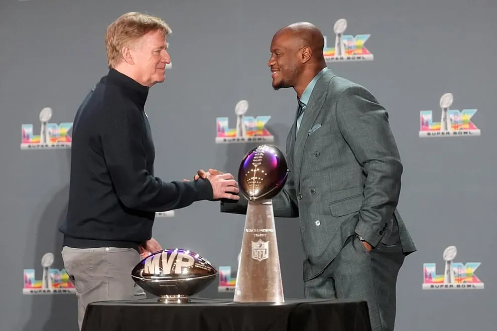 Why the Chiefs Added Super Bowl MVP Kenneth Walker — And What It Means ...