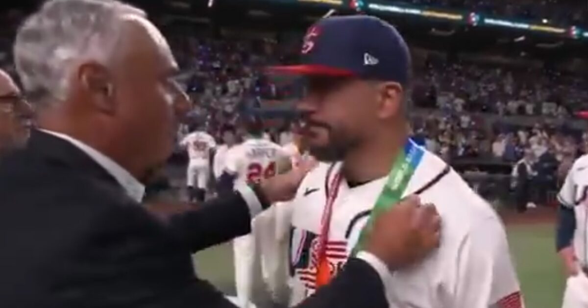 Kyle Schwarber Sparks Buzz After Surprising Move With His WBC Silver ...