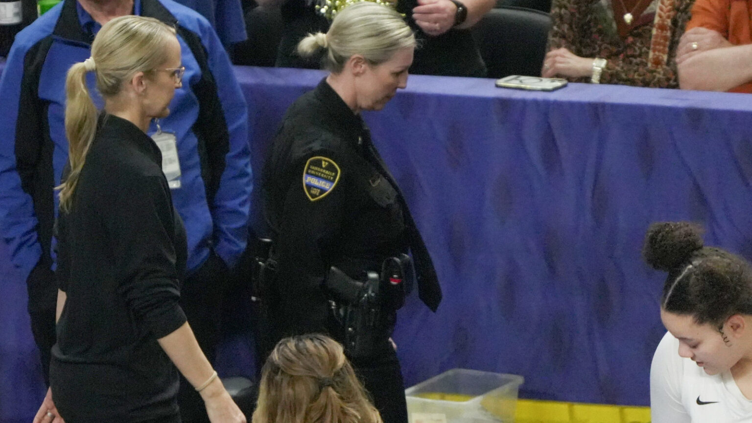 Vanderbilt Coach Ejected After Viral Gesture at Officials - TMSPN
