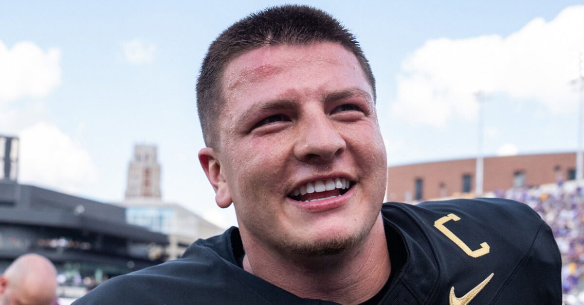 Diego Pavia Goes Viral After Awkward Interaction With Female Ultimate ...