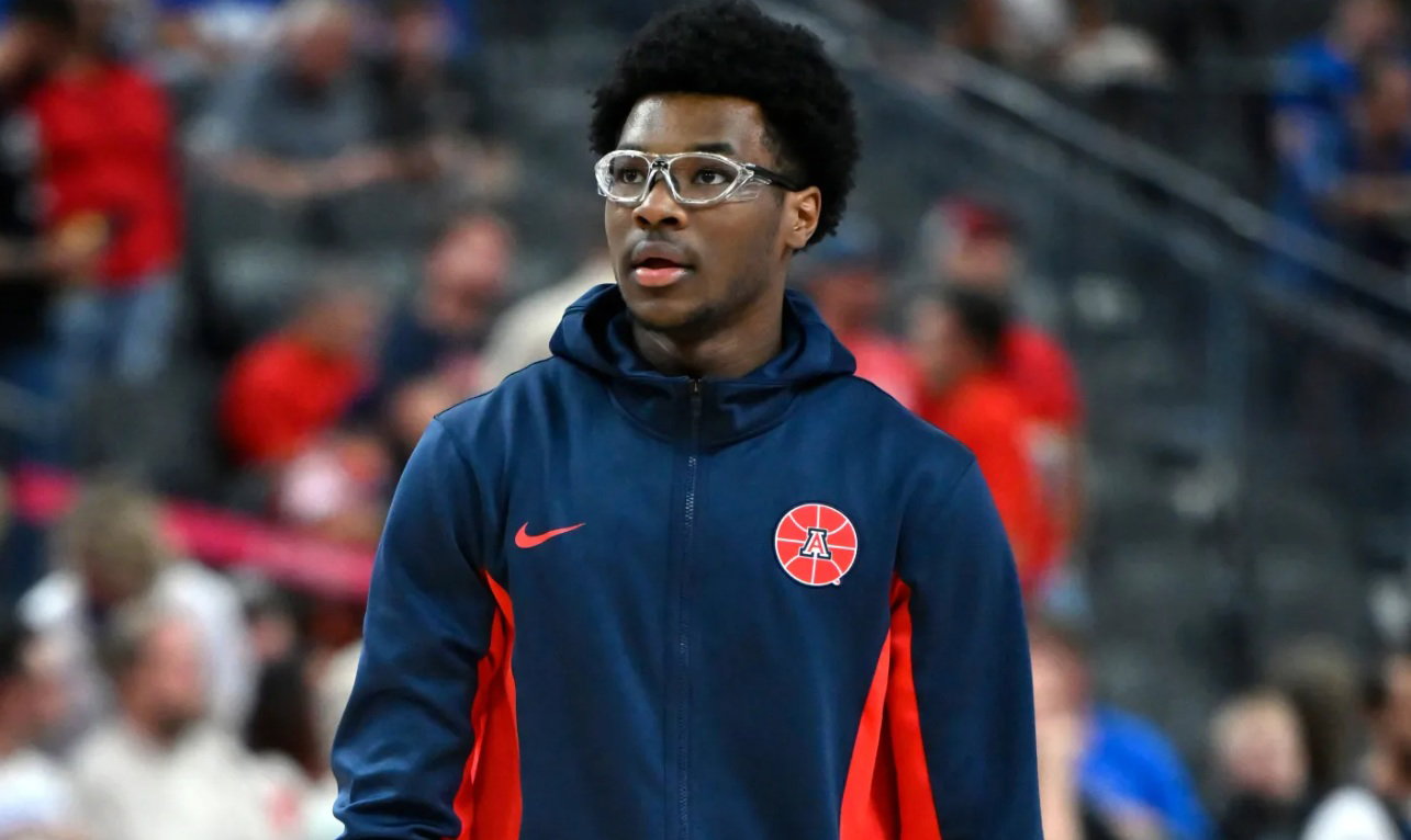 LeBron James Camp Restricting Arizona Media Access to Bryce James - TMSPN