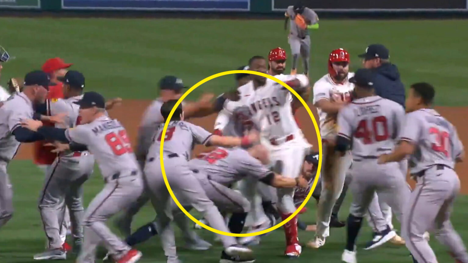 62-Year-Old Walt Weiss Drops Jorge Soler in Wild Dugout Brawl - TMSPN