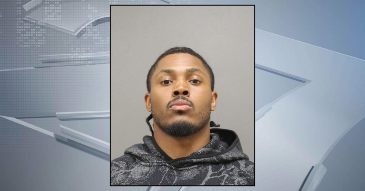 Josh Jacobs Arrest Details Revealed as 911 Calls Describe Screaming at ...