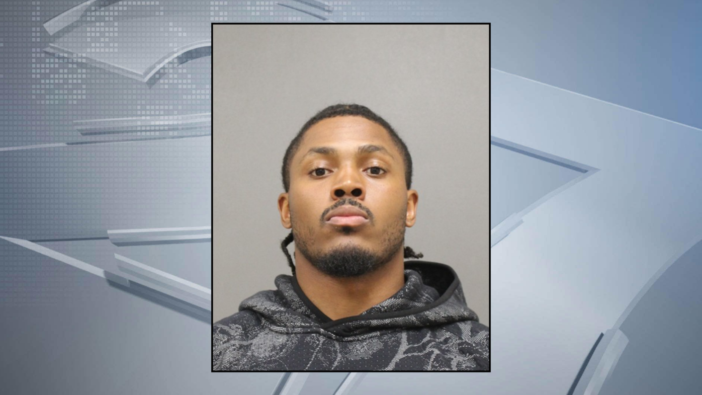 Josh Jacobs Arrest Details Revealed as 911 Calls Describe Screaming at ...