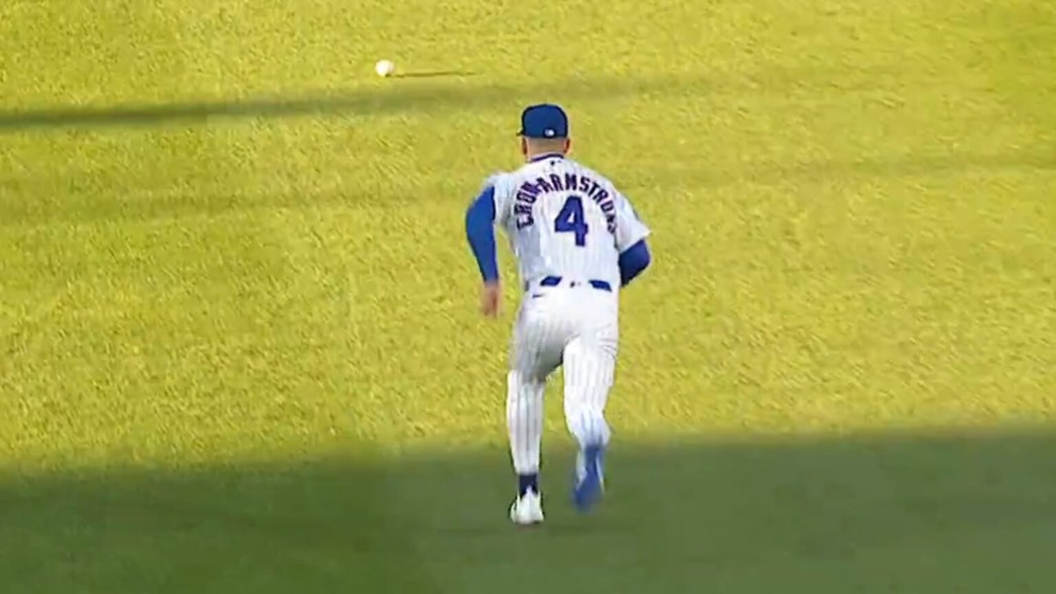 Pete Crow-Armstrong’s Wild Defensive Misplay Gifts Brewers a Bizarre ...