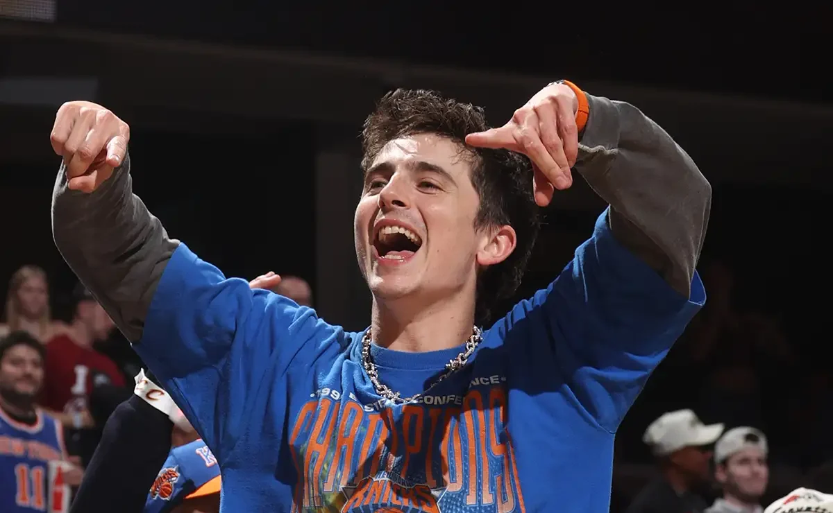Why Timothée Chalamet Wore a Diamond Good-Luck Charm to the Knicks' NBA ...