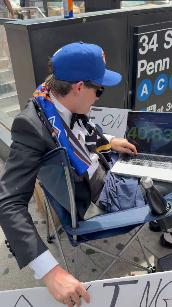Knicks Fan Pulls Off Wild Jalen Brunson-Inspired Stunt Outside MSG ...