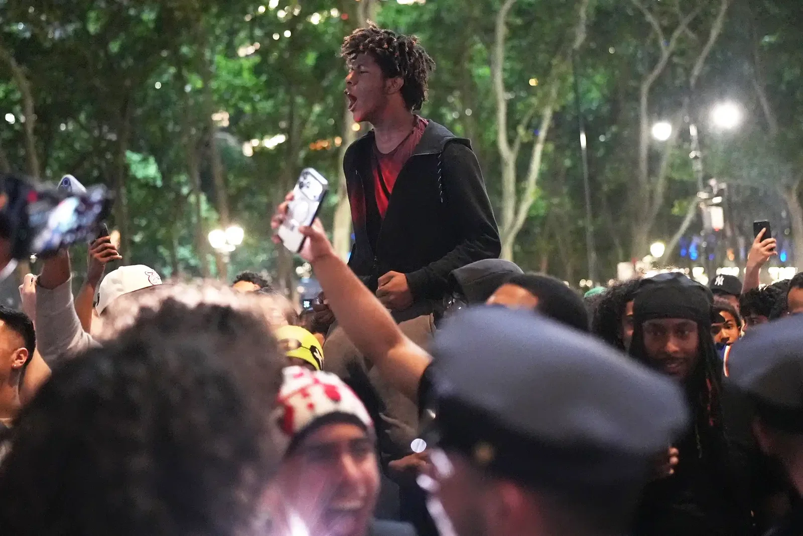Wild Scene Outside Knicks Watch Party Ends With Multiple Arrests After ...