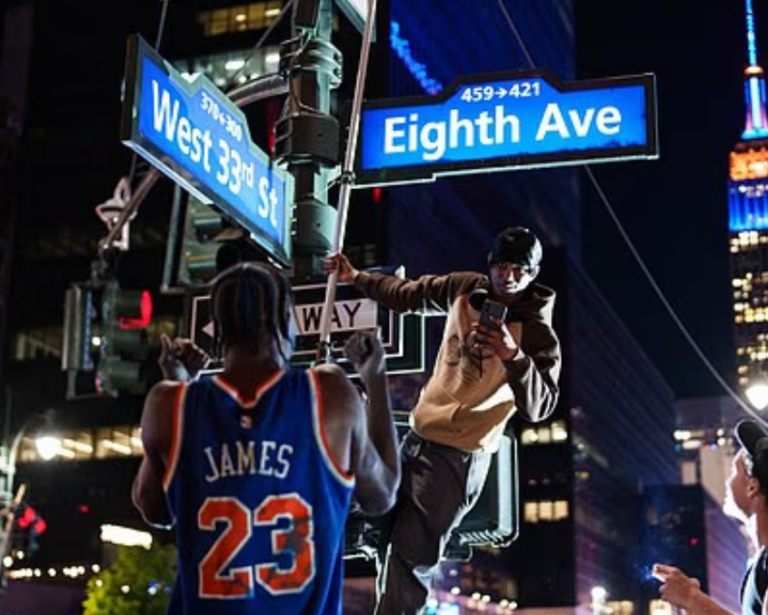 Knicks Fans Beg Trump Not to Attend NBA Finals as MSG Security Plans ...