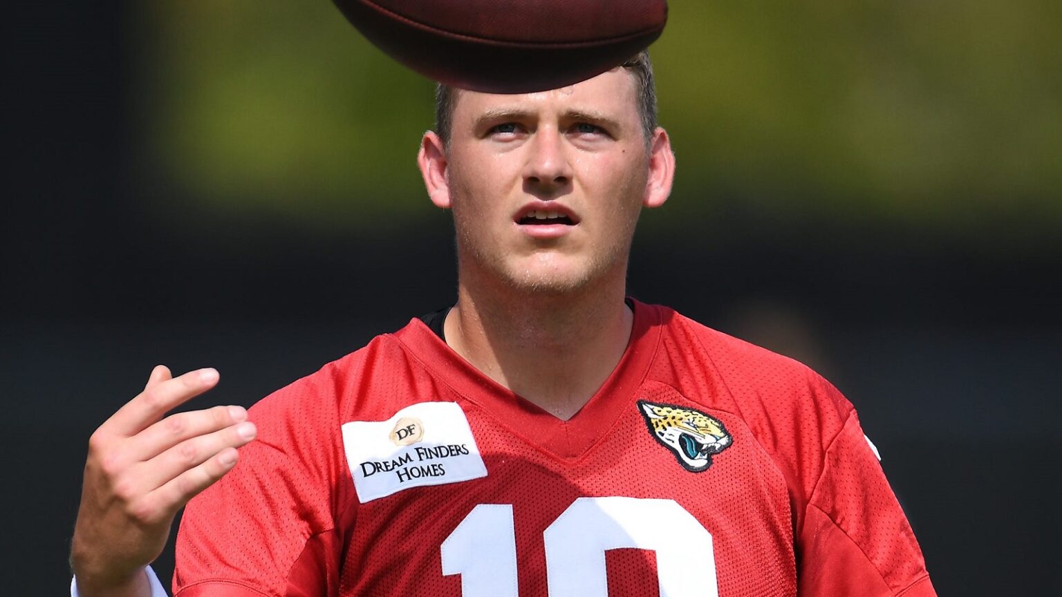 Mac Jones Shares Reaction to George Kittle's Viral Message - TMSPN