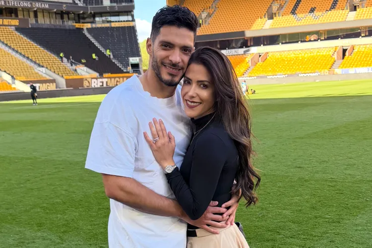 Meet Daniela Basso: The Woman Behind Mexican Soccer Star Raúl Jiménez ...